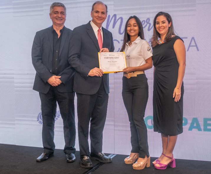 Acción histórica de la Fundación Mary Arias, por un turismo sostenible ...